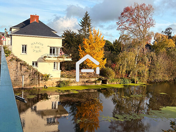 Maison à vendre - Mareuil-sur-Lay-Dissais - 6 pièces - 4 chambres
