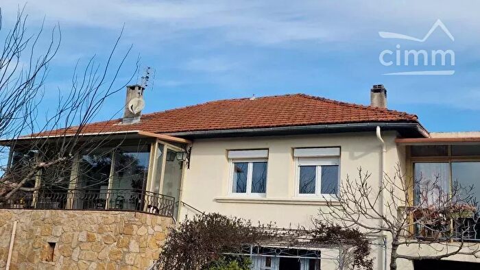 Maison à vendre - Saint-Paul-Trois-Châteaux - 8 pièces - 2 chambres