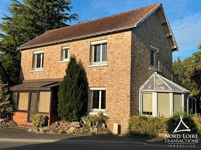 Maison à vendre - Mouzeil - 6 pièces - 4 chambres