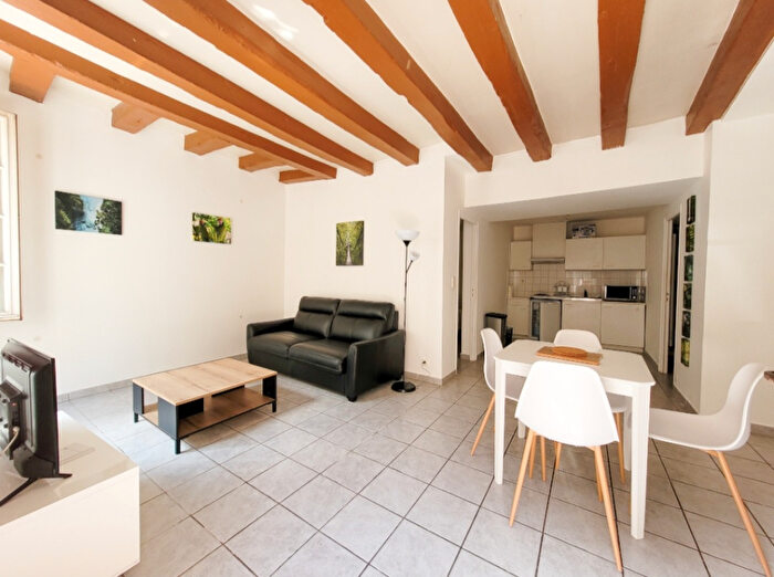 Appartement à louer - Tours, Cathédrale - 2 pièces - 1 chambre