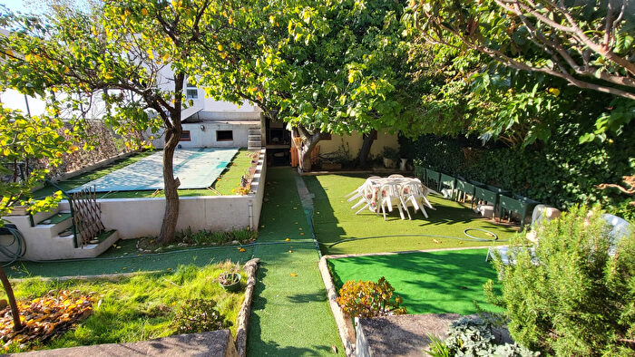Maison 5 pièces à vendre - Marseille 4ème, Les Chartreux