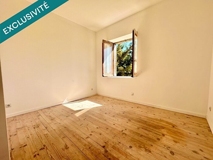 Maison à vendre - Lezoux - 4 pièces - 3 chambres