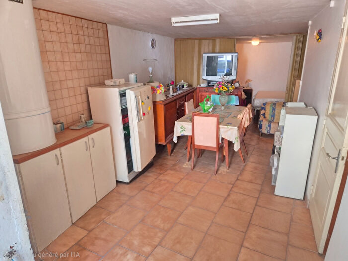 Maison 5 pièces à Saint-Laurent-de-la-Salanque, à vendre