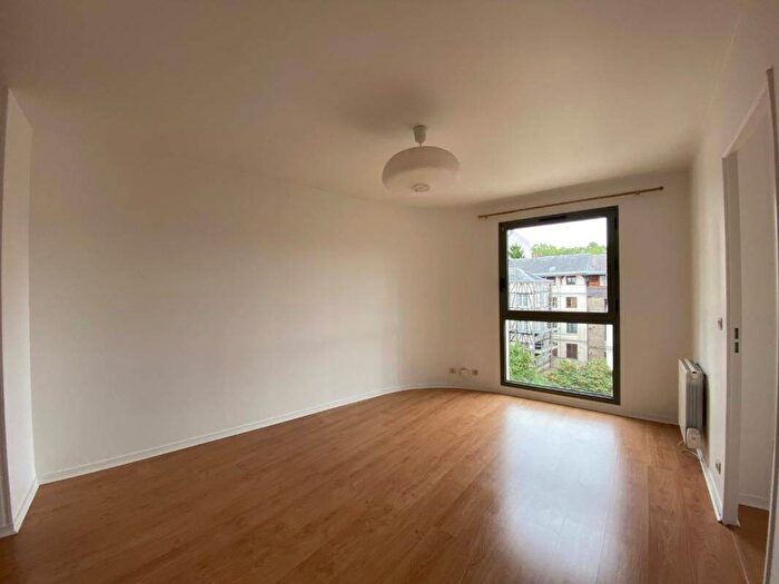 Saint Marc-Croix de Pierre-Saint Nicaise, Rouen - Appartement 2 pièces à louer