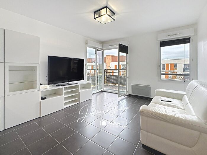 Appartement à vendre - Montévrain - 3 pièces - 2 chambres