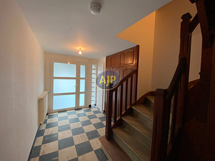 Maison à louer - Pontivy, Tréléau - 4 pièces - 3 chambres