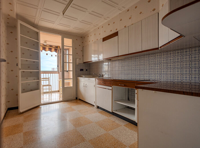 Appartement à louer - La Seyne-sur-Mer, Nord - 2 pièces - 1 chambre