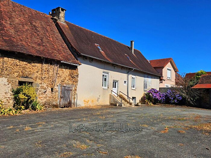 Maison à vendre - La Coquille - 3 pièces - 3 chambres
