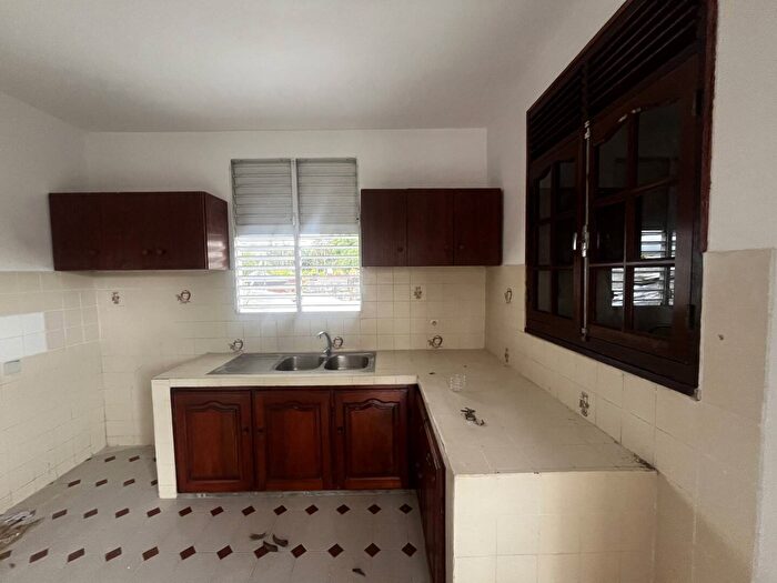 Appartement à louer - Petit-Bourg - 7 pièces - 4 chambres