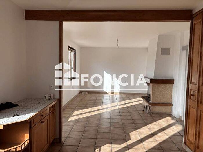 Maison à louer - Nord Est, Champagne-sur-Seine - 6 pièces - 4 chambres