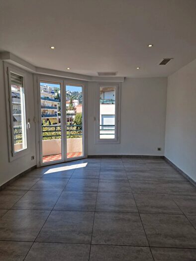 Appartement à louer - Nice, Gambetta - 3 pièces - 2 chambres