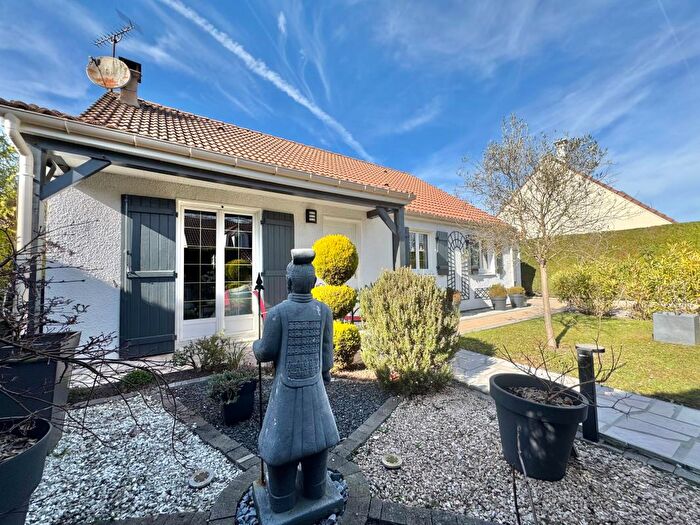 Maison à vendre - Ozoir-la-Ferrière, Gare, Brèche aux Loups, Belle Croix - 4 pièces - 3 chambres