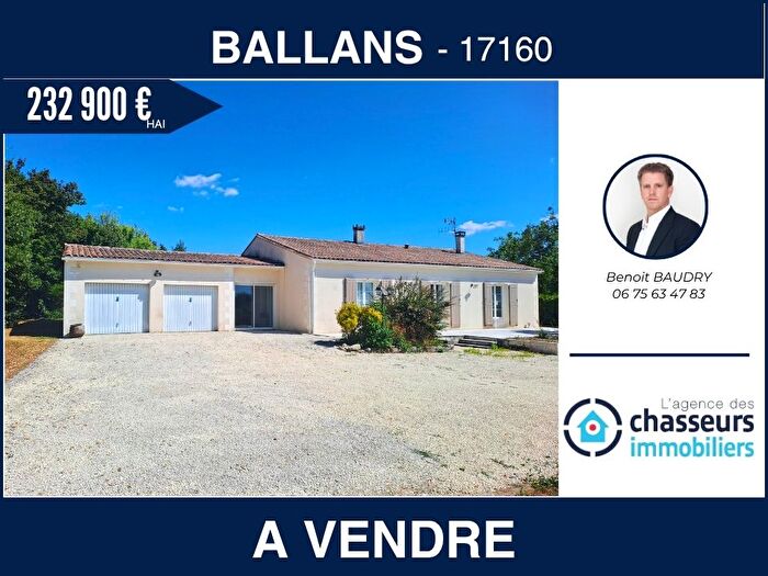 Maison à vendre - Ballans - 6 pièces - 3 chambres