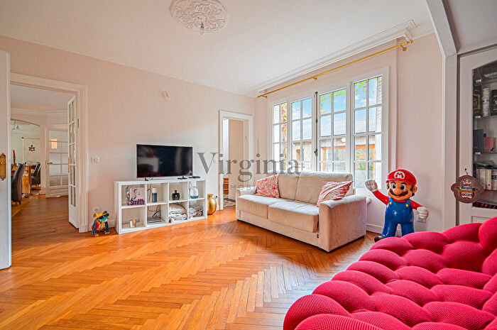 Maison à vendre - Maisons-Alfort, Alfort - 7 pièces - 5 chambres