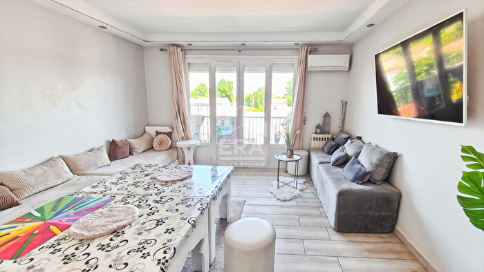 Appartement à vendre - Tarascon, Centre-ville, Château, Condamine - 3 pièces - 2 chambres