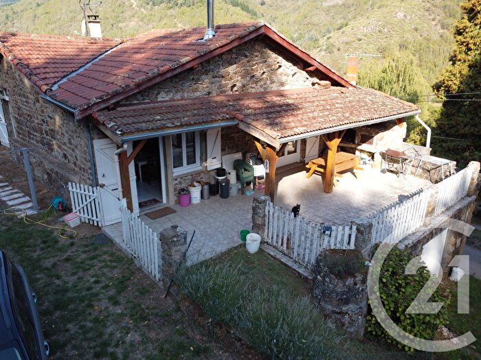 Maison 4 pièces à vendre à Saint-Julien-Vocance