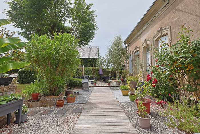 Maison 5 pièces à vendre à Charentilly