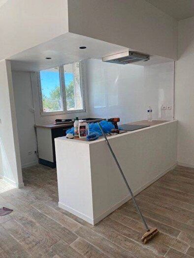 Pertuis : Maison 3 pièces à louer