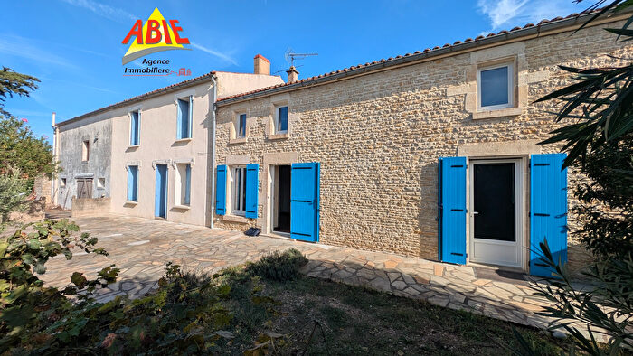Maison 5 pièces à Maillé, à vendre