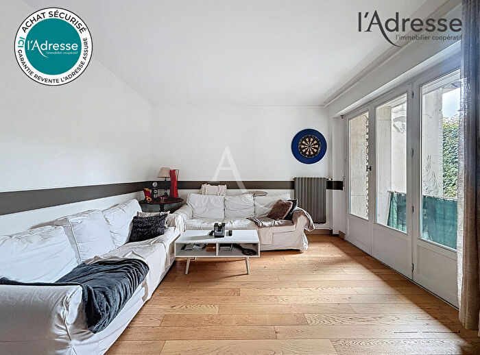 Appartement à vendre - Rueil-Malmaison, Mont Valerien - 3 pièces - 2 chambres