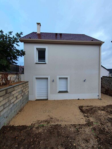Auneau-Bleury-Saint-Symphorien - Maison 4 pièces à louer