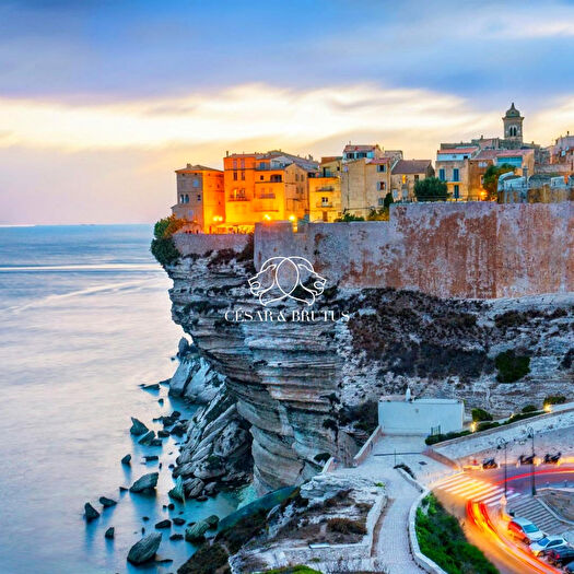 Maison à vendre - Bonifacio - 5 pièces - 3 chambres