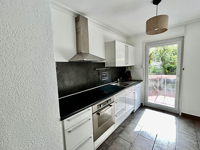 Appartement à louer - Annemasse, Brouaz - 3 pièces - 2 chambres