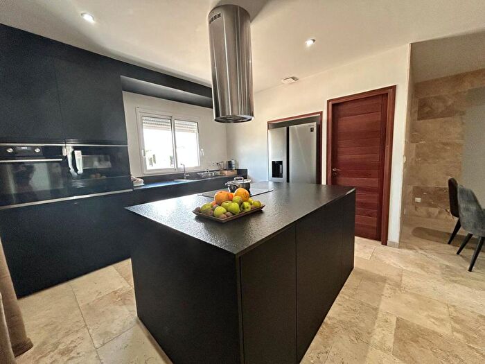 Maison à vendre - Virsac - 4 pièces - 3 chambres