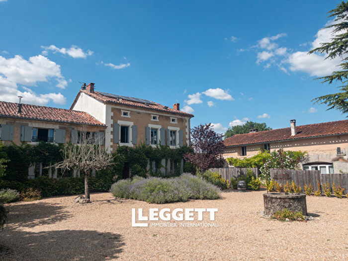 Maison 19 pièces à vendre - Nabinaud