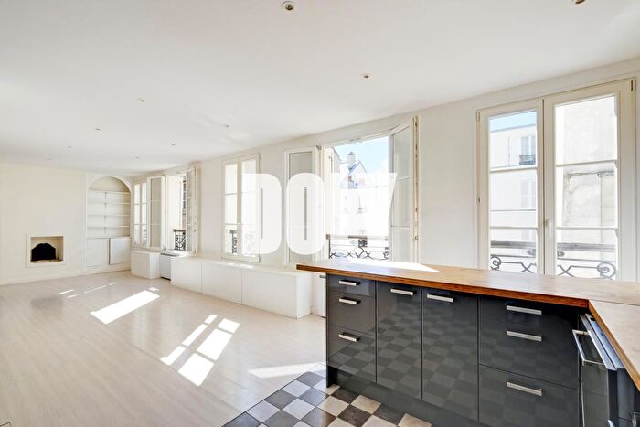 Appartement à vendre - Paris e , Montmartre, Sacré Coeur, Abbesses - 2 pièces - 1 chambre