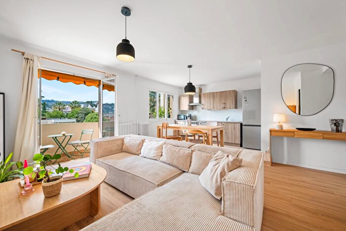 Appartement 3 pièces à vendre - Nice, Chambrun