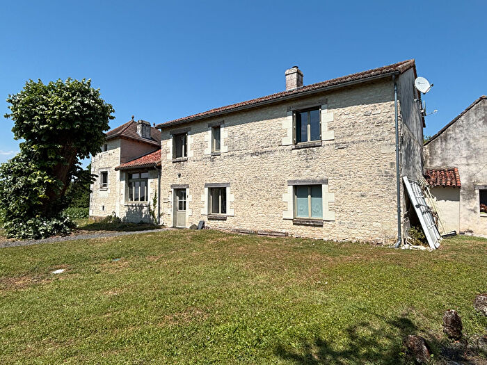 Thuré : Maison 7 pièces à vendre