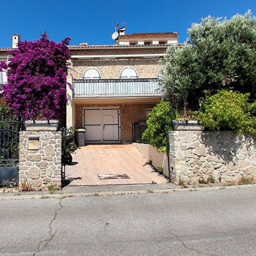Maison 9 pièces à vendre à Frontignan, La Ville