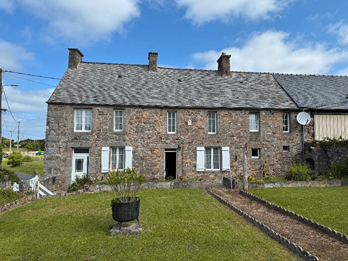 Maison à vendre - Flamanville - 5 pièces - 3 chambres