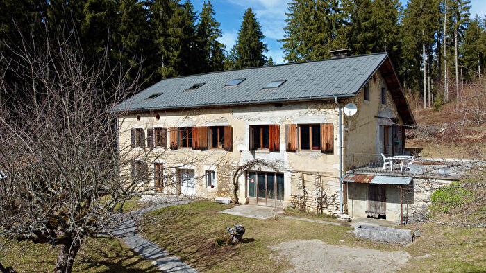 Maison à vendre - Rencurel - 12 pièces - 5 chambres