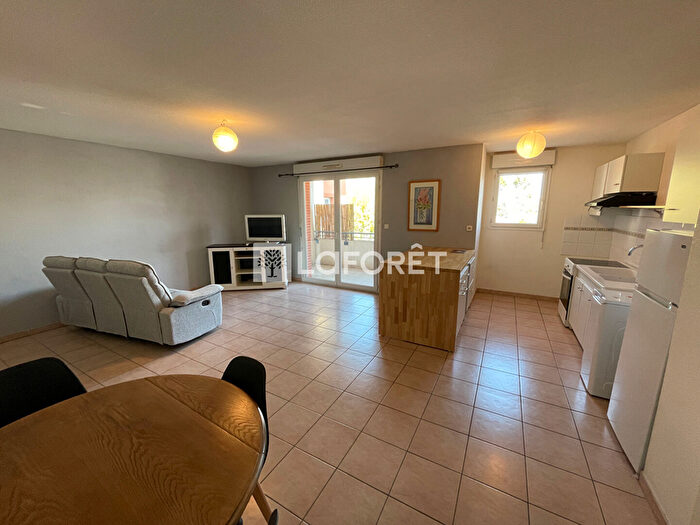 Appartement à louer - Albi, La Madeleine - 2 pièces - 1 chambre