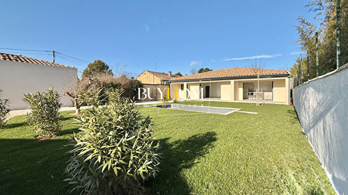 Maison à vendre - LIsle-sur-la-Sorgue, Névons - 4 pièces - 3 chambres