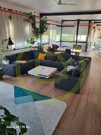 Maison à vendre - Saint-Cyr-en-Val - 6 pièces - 4 chambres