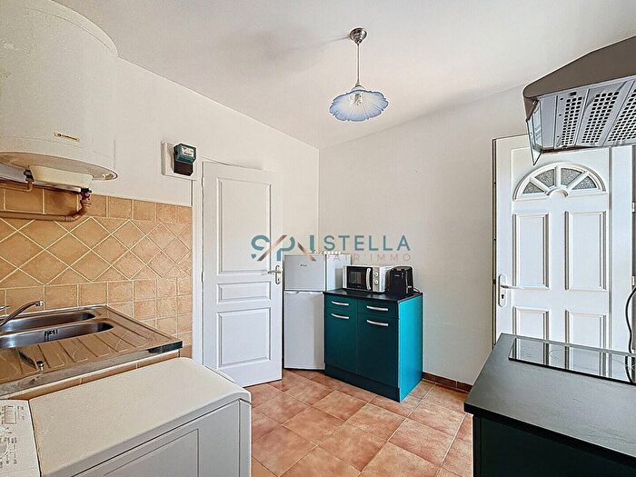 Appartement à louer - Les Jardins de lEmpereur, Ajaccio - 1 pièce