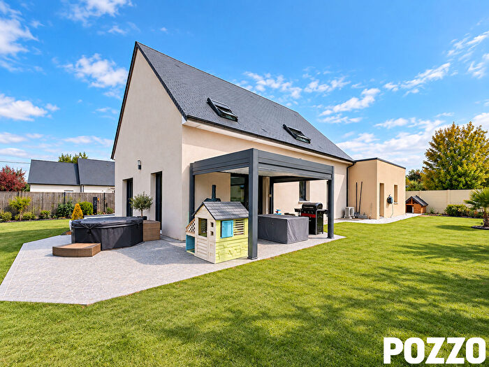 Genêts : Maison 8 pièces à vendre