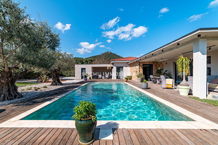 Maison à vendre - Saint-Mathieu-de-Tréviers - 6 pièces - 4 chambres