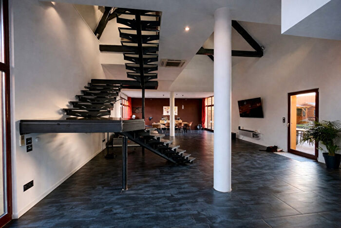 Maison à vendre - Osthoffen - 6 pièces - 3 chambres