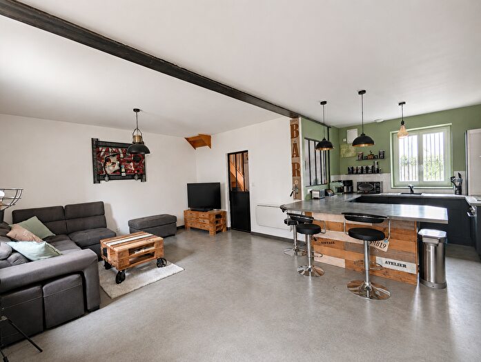 Maison 4 pièces à vendre à Nandy