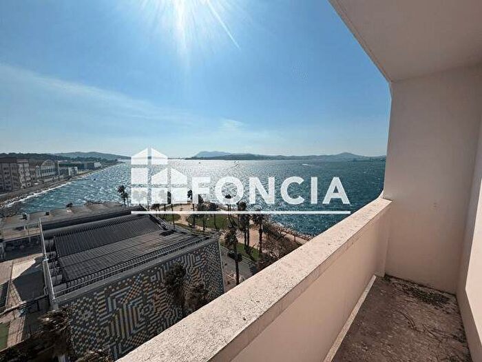 Appartement à louer - Port de Plaisance, Toulon - 3 pièces - 2 chambres