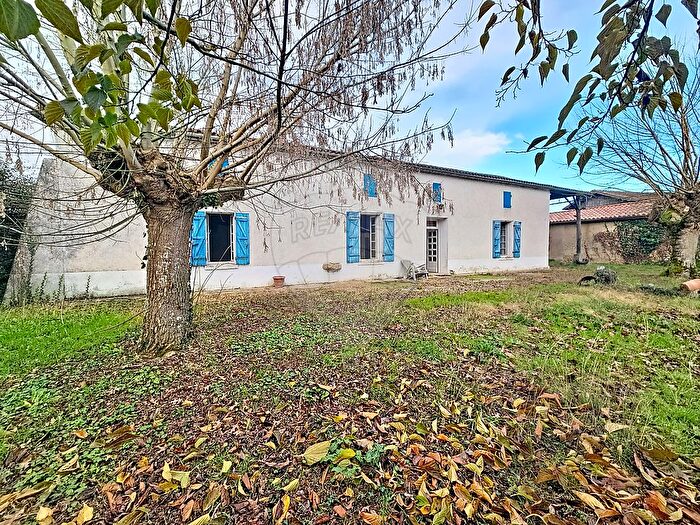 Maison à vendre - Blaignac - 6 pièces - 3 chambres