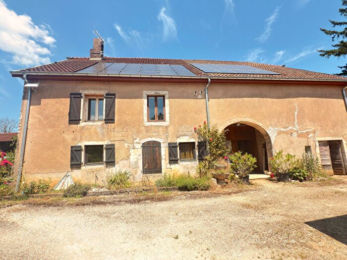 Rioz : Maison 7 pièces à vendre