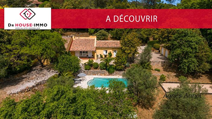 Maison 6 pièces à Méounes-lès-Montrieux, à vendre