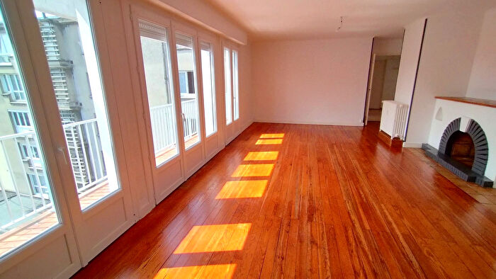 Appartement à vendre - Boulogne-sur-Mer, Basse-ville - 5 pièces - 3 chambres