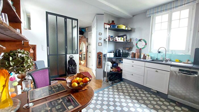 Appartement à vendre - Enghien-les-Bains - 2 pièces - 1 chambre