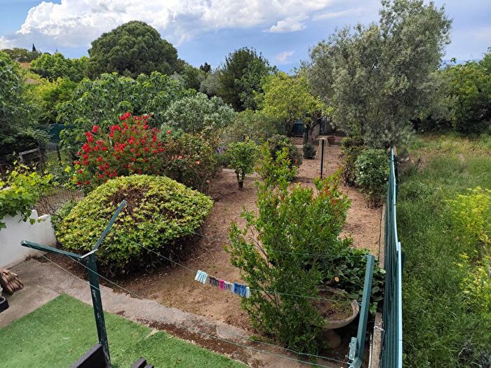 Maison à vendre - Moux - 9 pièces - 4 chambres